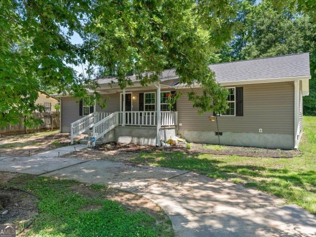 566 Shadowmoor Circle