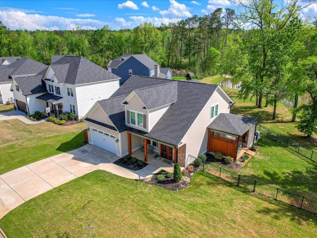 566 River Oaks Lane