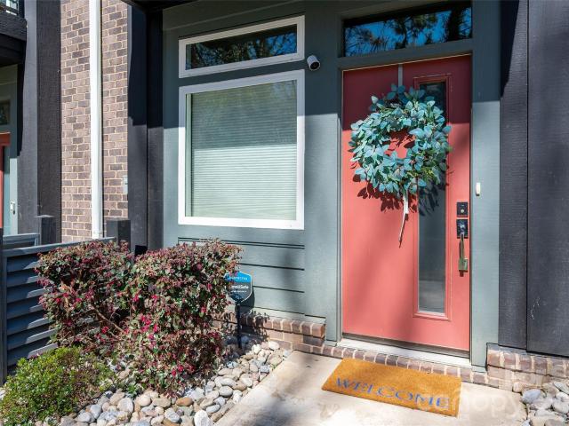 566 W End Dr, Charlotte, NC 28208 | MLS #4359