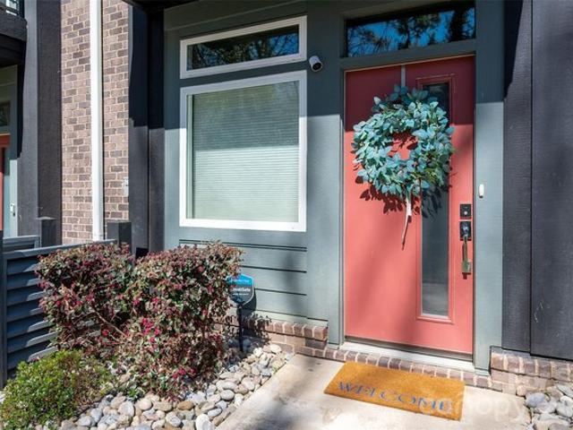 566 West End Dr, Charlotte, NC 28208