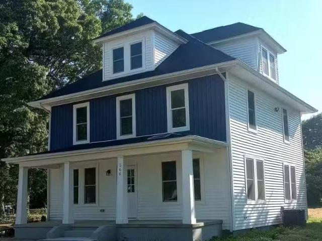 566 WILLOW STREET, ROSENHAYN, NJ 08352 Single Family Residence.