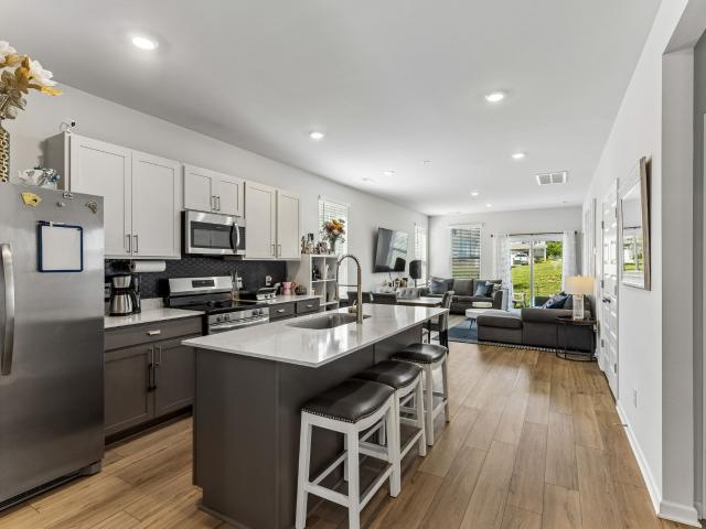566 Trinity Way
