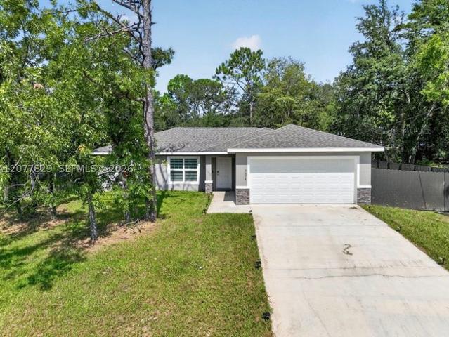 5674 N Claremont Dr, Citrus Springs, FL 34434