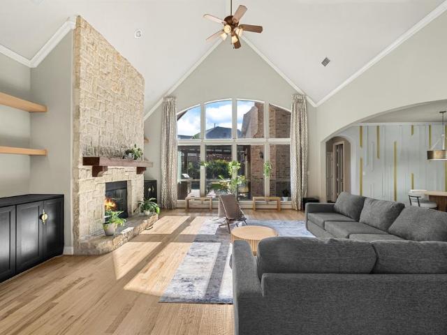 5675 Beacon Hill Drive