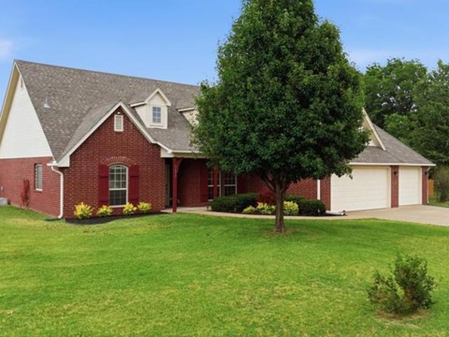 5675 E 144th St N, Collinsville, OK 74021