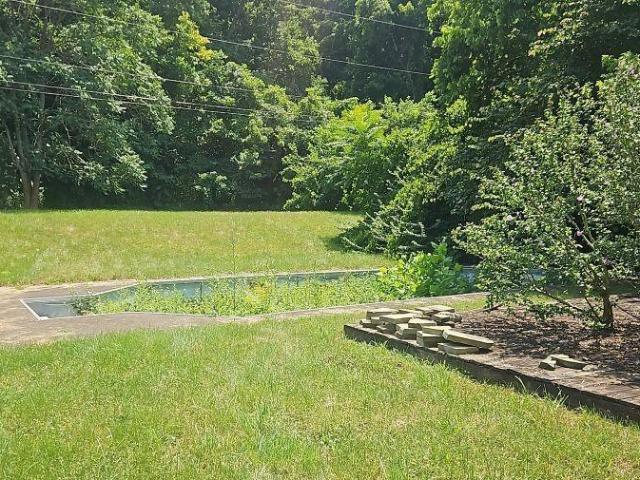 5675 Lake Michigan Drive