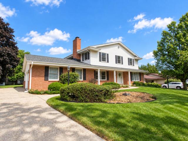 5676 Garland Ln