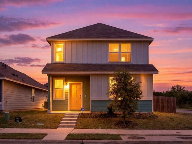 5677 Topwater Trl, Fort Worth, TX 76119