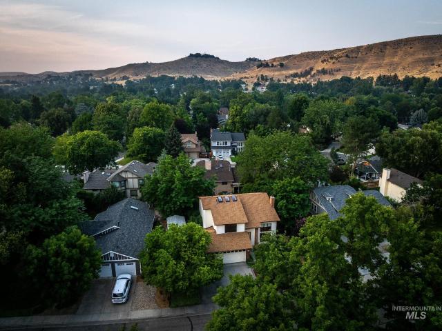 5678 W Gate House Ct