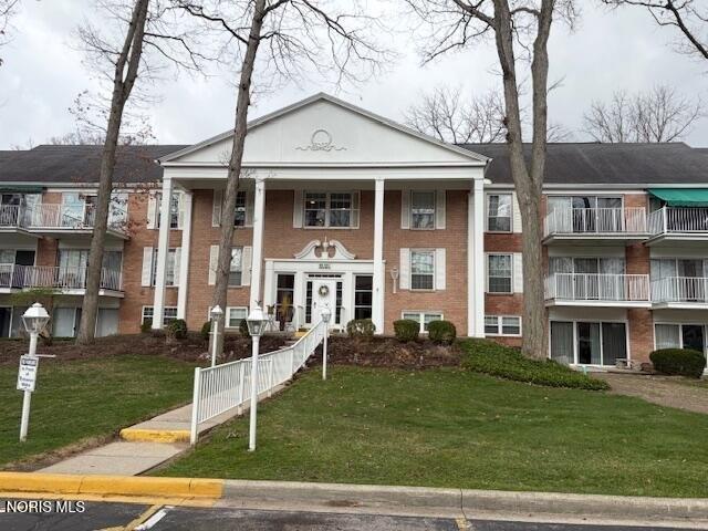 5679 Monroe St Unit 311, Sylvania, OH 43560