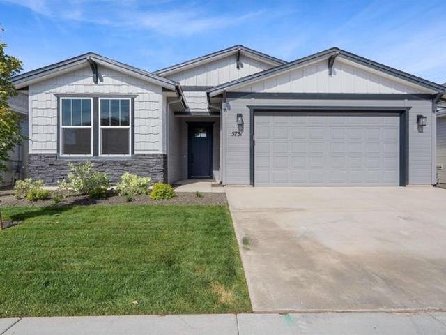 5679 W Wildfire Dr, Meridian, ID 83646