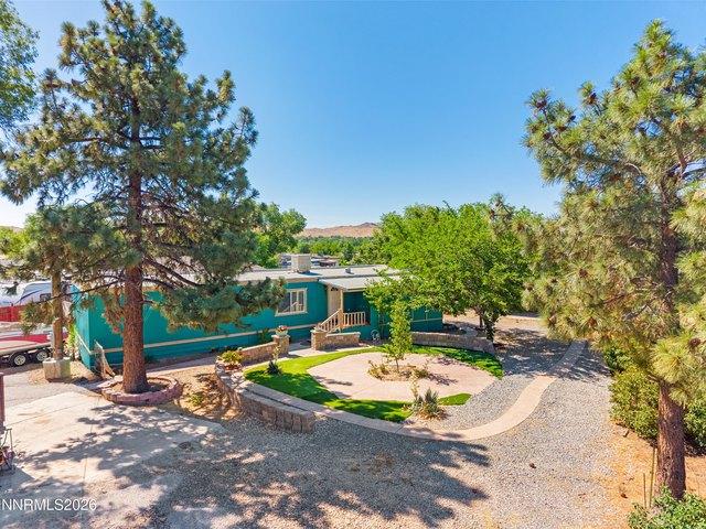 5670 Lupin Dr, Sun Valley, NV 89433