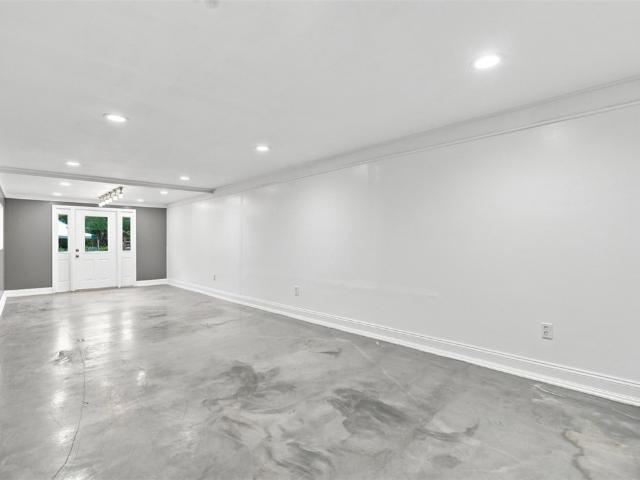 5671 Library Rd