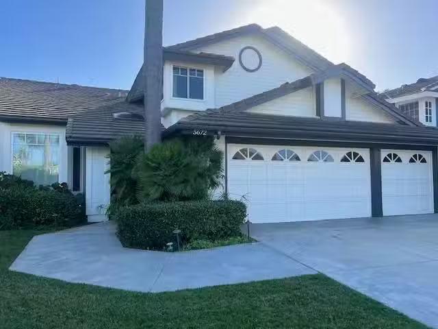 5672 Larkmont Dr, Huntington Beach, CA 92649