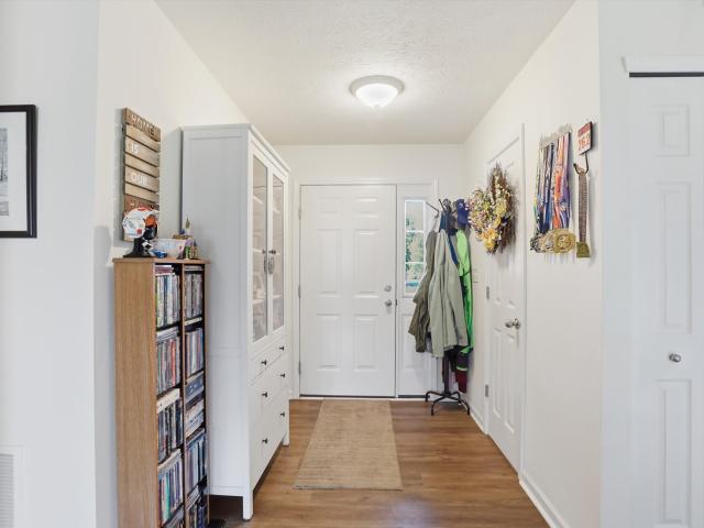 5673 Broadcaster Lane