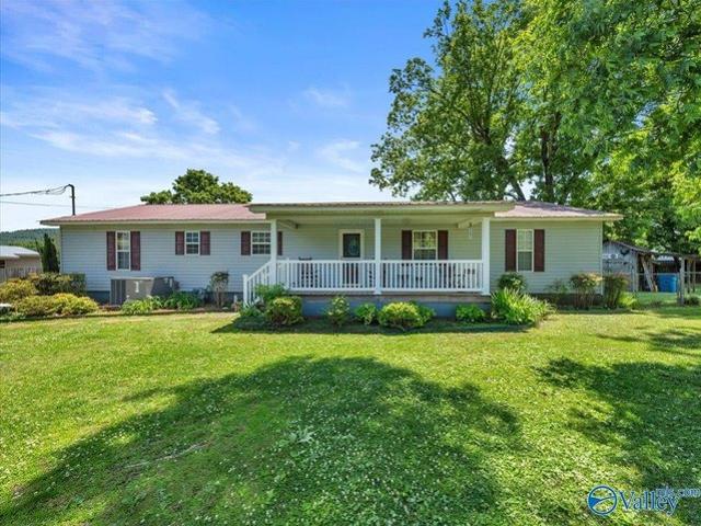 5673 Highway 79, Guntersville, AL 35976