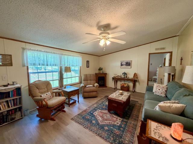 567 Columbus Rd