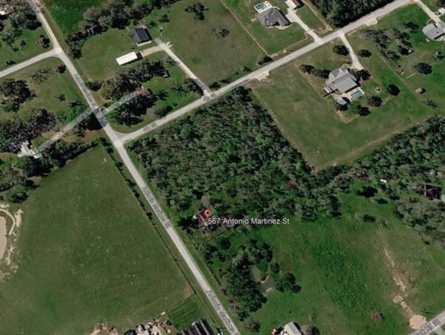 567 Antonio Martinez St, San Felipe, TX 77474