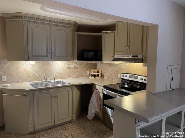 567 Gilbert Ln, Unit 2, San Antonio, TX 78213 | MLS #1952