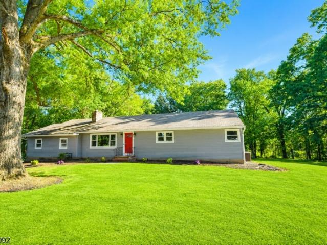 567 Foothill Rd