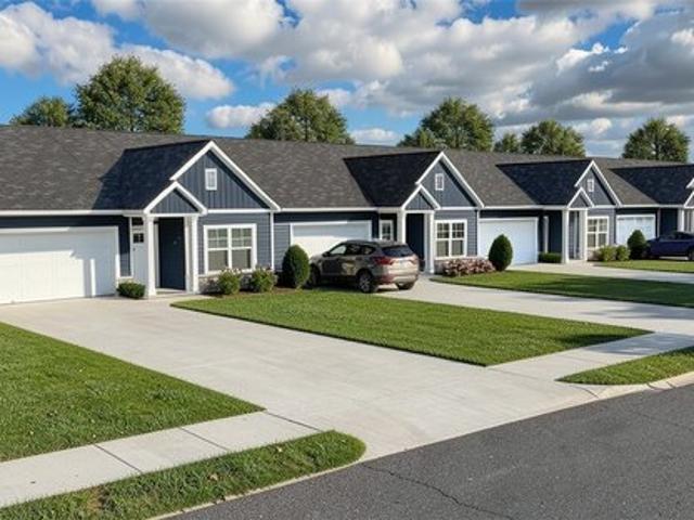 567 Overlook Rd Unit 10, Vermilion, OH 44089