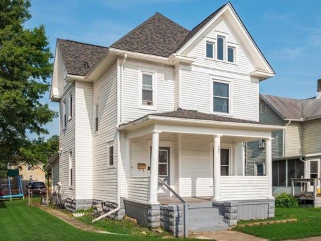 567 Maple Ave, Newark, OH 43055