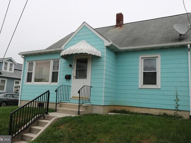 567 N Franklin St, Hanover, PA 17331