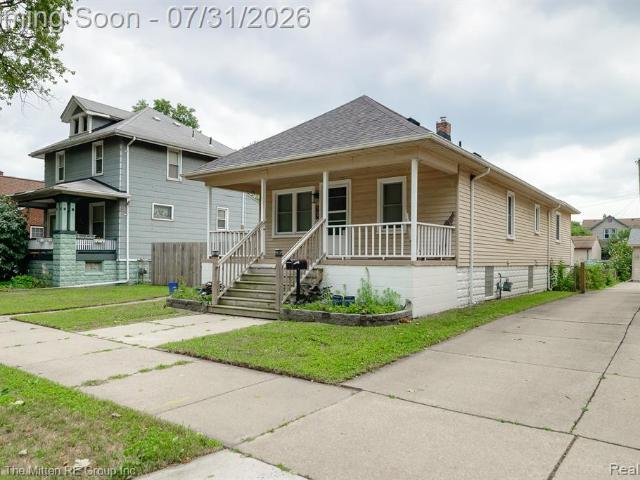 567 Superior Boulevard