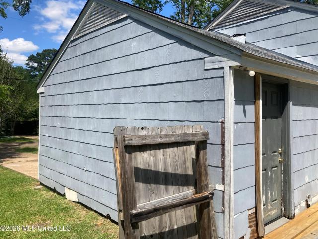 567 Robinhood Road