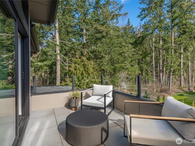 5684 Lux Ln, Blaine, WA 98230 | MLS #2487