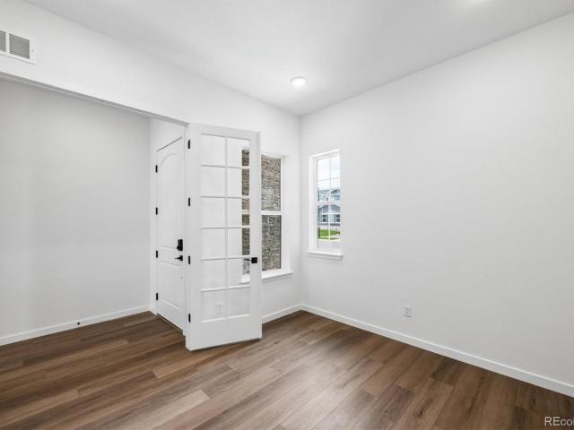 5684 Wayfarer Circle
