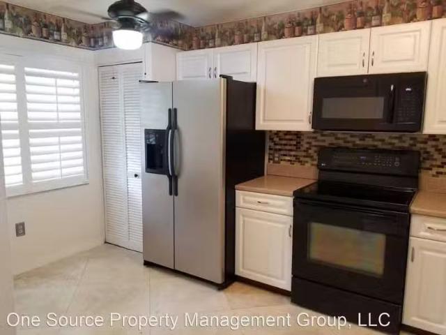 5685 Whitaker Rd # C202 5685 Whitaker Rd #C202