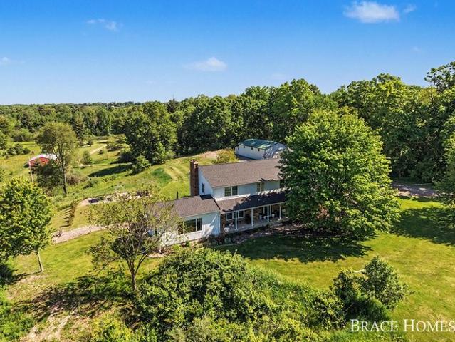5685 11 Mile Rd NE Unit A, Rockford, MI 49341