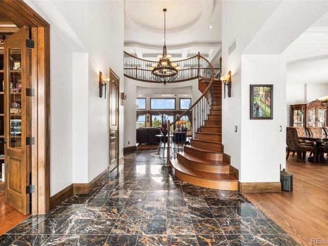 5686 Aspen Leaf Drive