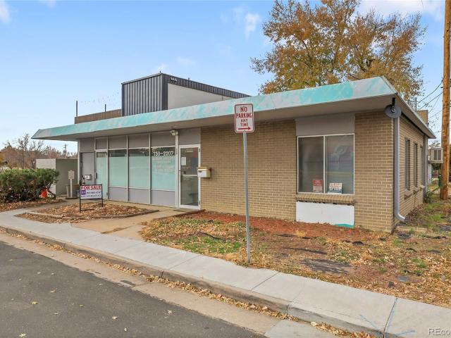 5687 S Foresthill St, Littleton, CO 80120 | MLS #6809 | Compass