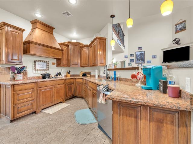 56885 County Rd 660