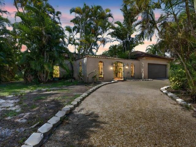 5688 Wind Drift Ln, Boca Raton, FL 33433