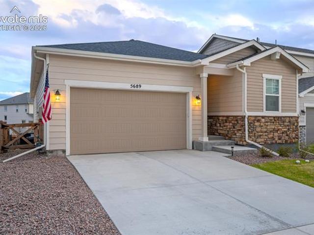 5689 Mammoth Lane