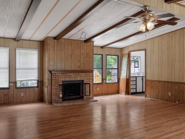 5689 Maxwell Road