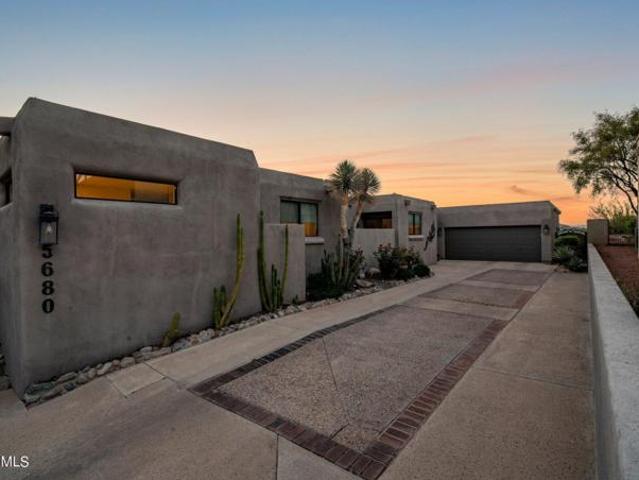 5680 N Echo Canyon Dr, Phoenix, AZ 85018