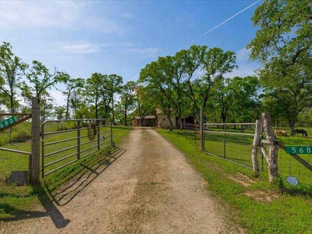 5680 Ashwood Ln, Marysville, CA 95901