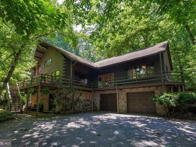 5680 Bull Rd, Dover, PA 17315