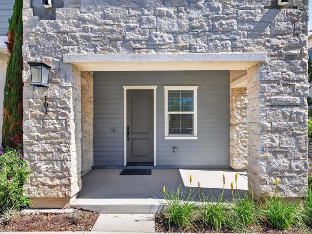 5680 Surfrider Way 101