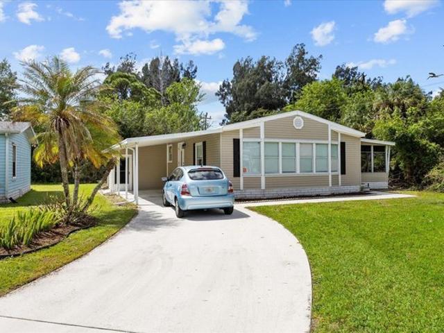 5683 Hemingway Ct, Fort Pierce, FL 34982