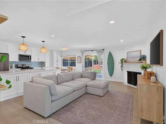 568 Carrie Cir, San Marcos, CA 92069