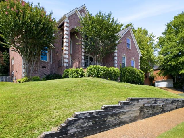 568 Brixham Park Dr