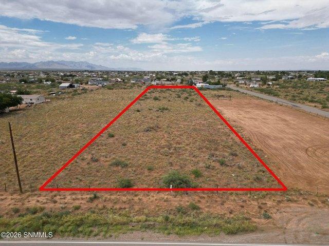 568 Oasis Dr, Chaparral, NM 88081