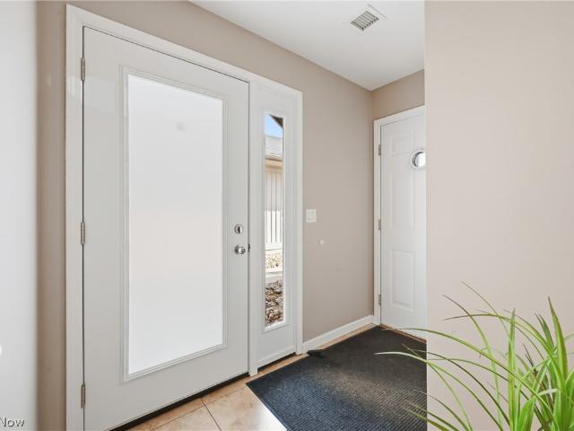 568 Lakeview Boulevard 568