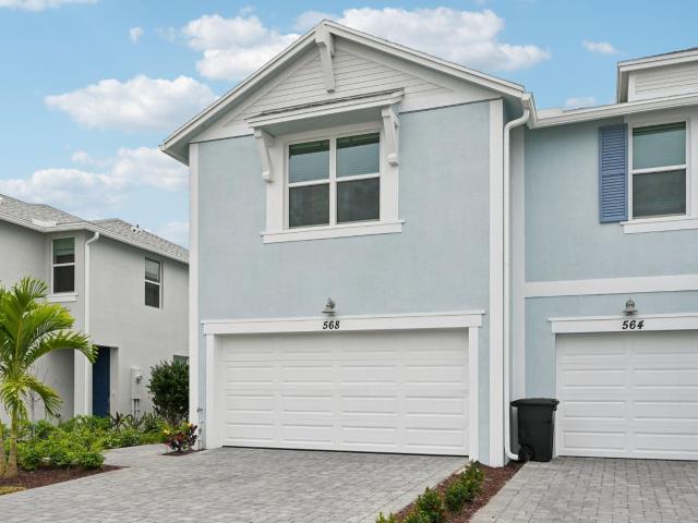 568 Salisbury Cir, Fort Pierce, FL 34982 | MLS #R11123