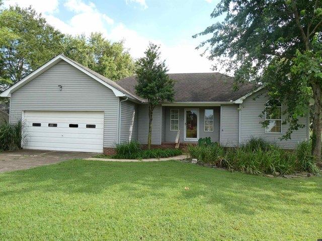 568 Sandhill Rd, Martin, TN 38237